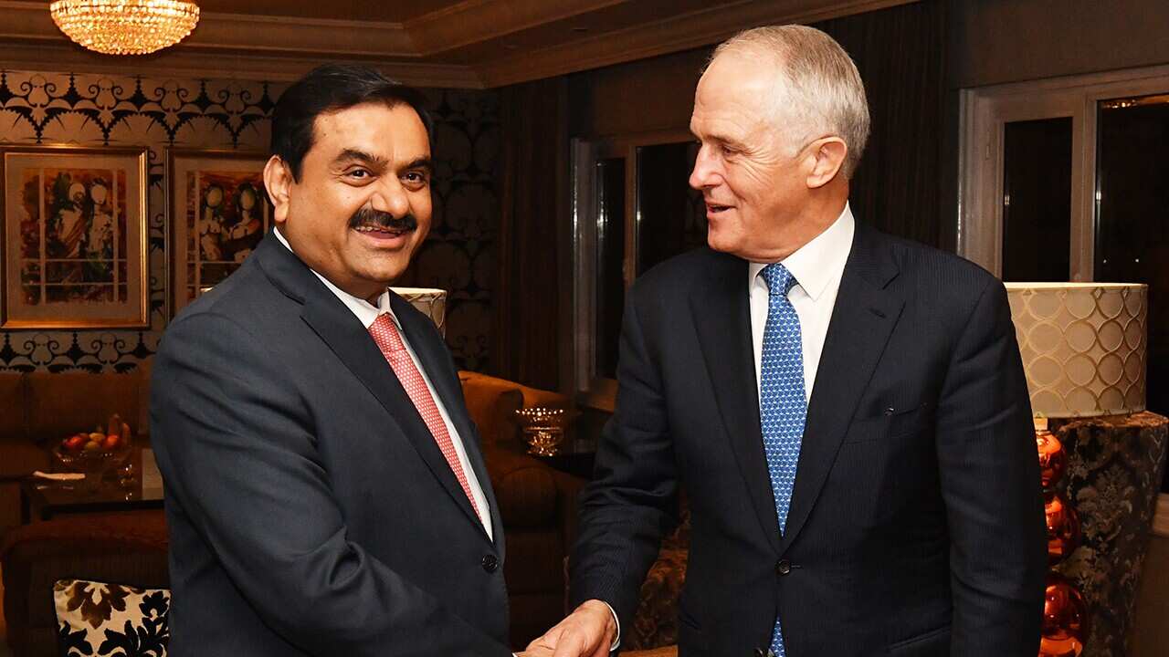 Turnbull discusses native title, rail line with Adani on India visit ...